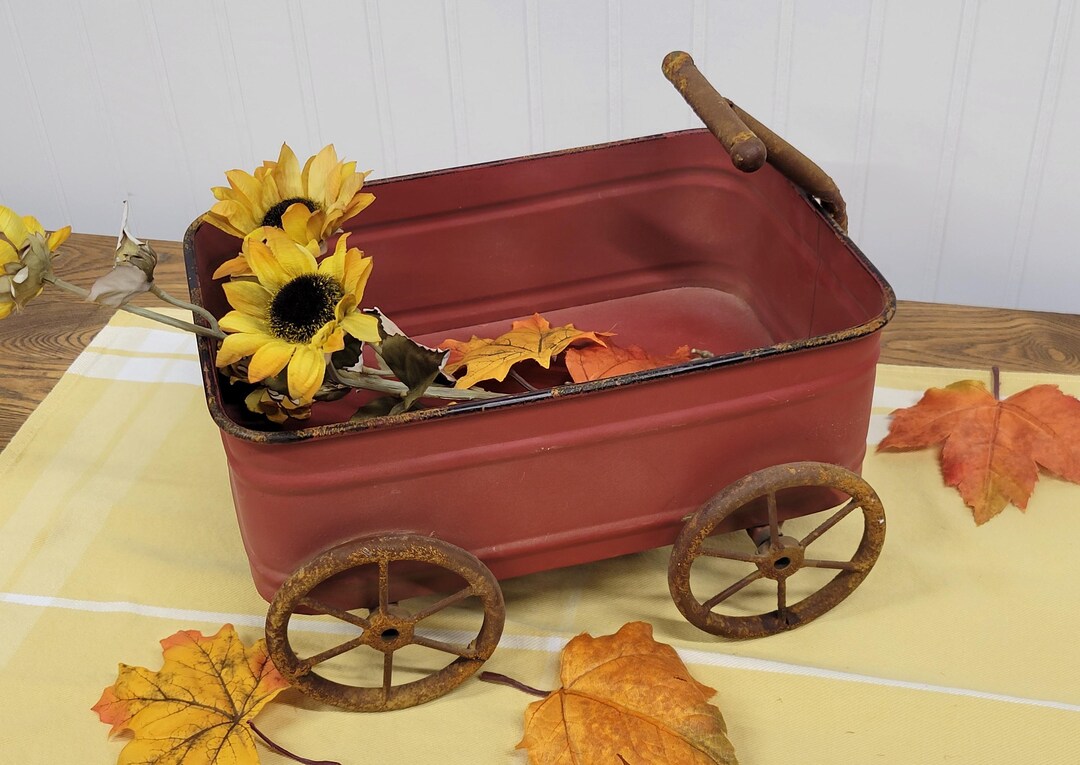 Rustic Red Wagon | Primitive, Farmhouse, Garden, and Porch Fall ...