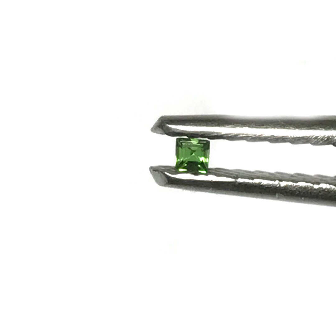 1.5 mm Tsavorite Granate cuadrado corte verde granate natural tsavorita ...