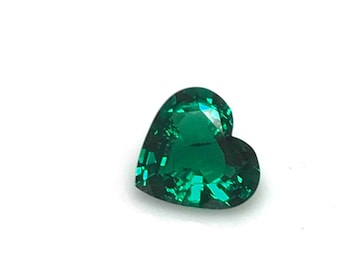 Heart Shape Green Glass emerald Color Various Sizes 1 - Etsy