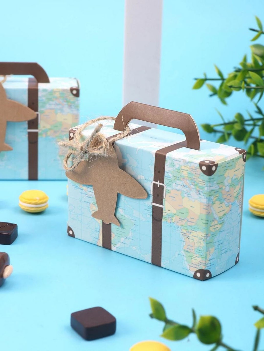 Creative Suitcase Design Gift Box for Party Mini Suitcase Favor Box ...