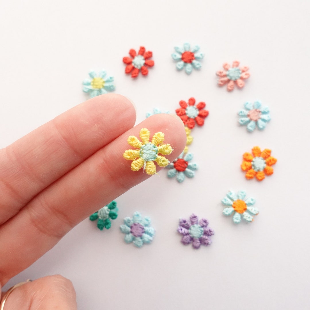 50 Tiny Flower Appliques 1.2 Cm Small in Assorted Colors - Etsy
