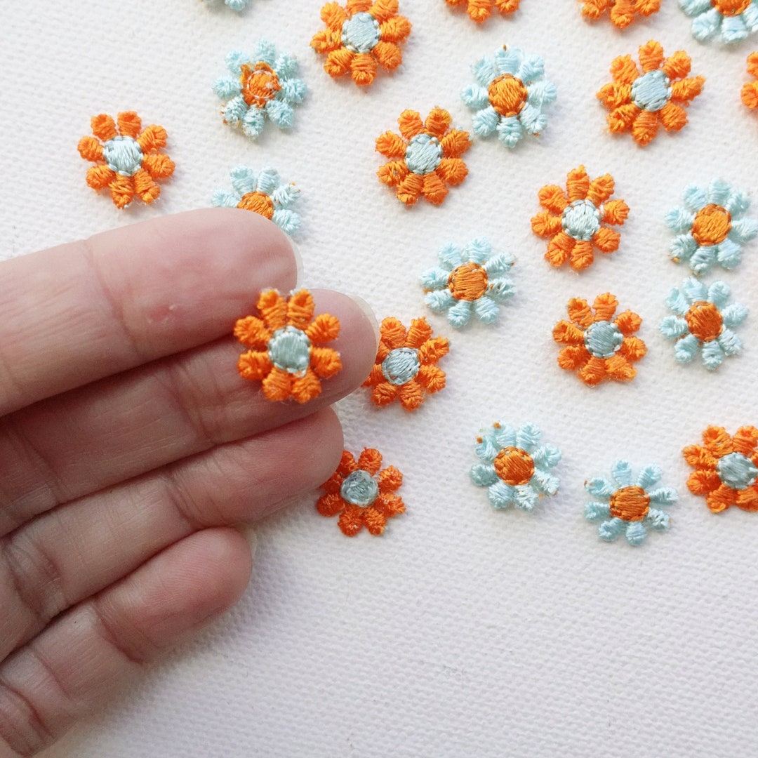 50 Miniature Daisies 1.2 Cm Small - Pack of 2 Colors Embroidery ...