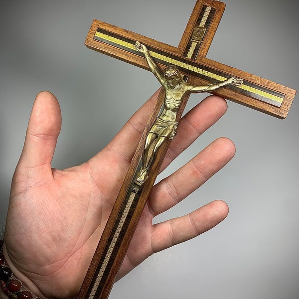 Unique Crucifix - Etsy