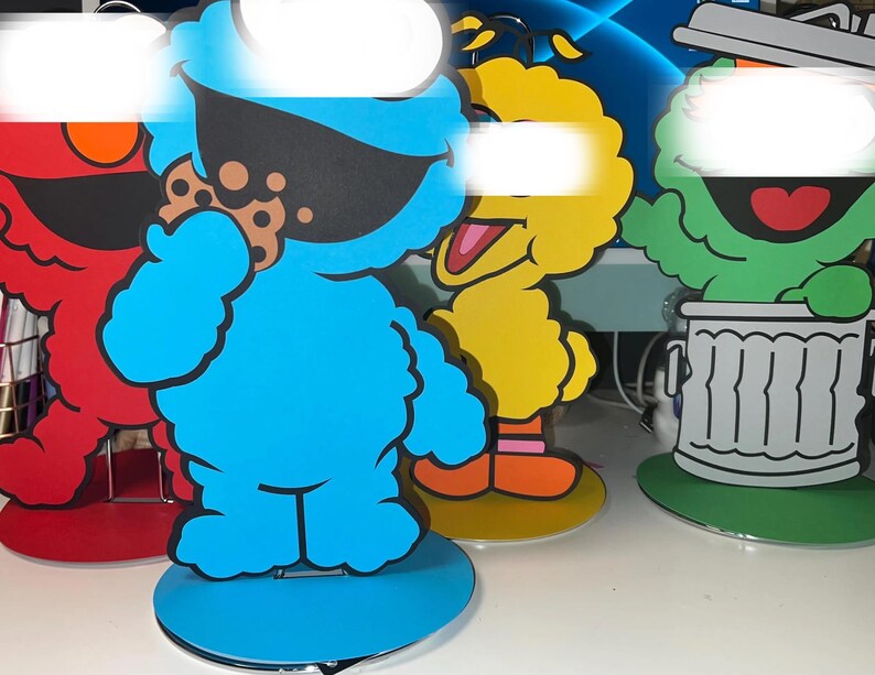 Sesame Street Monster Centerpieces: Elmo Party Table Decor - Set of 6 ...