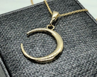 Large 10k Gold Pendant - Etsy