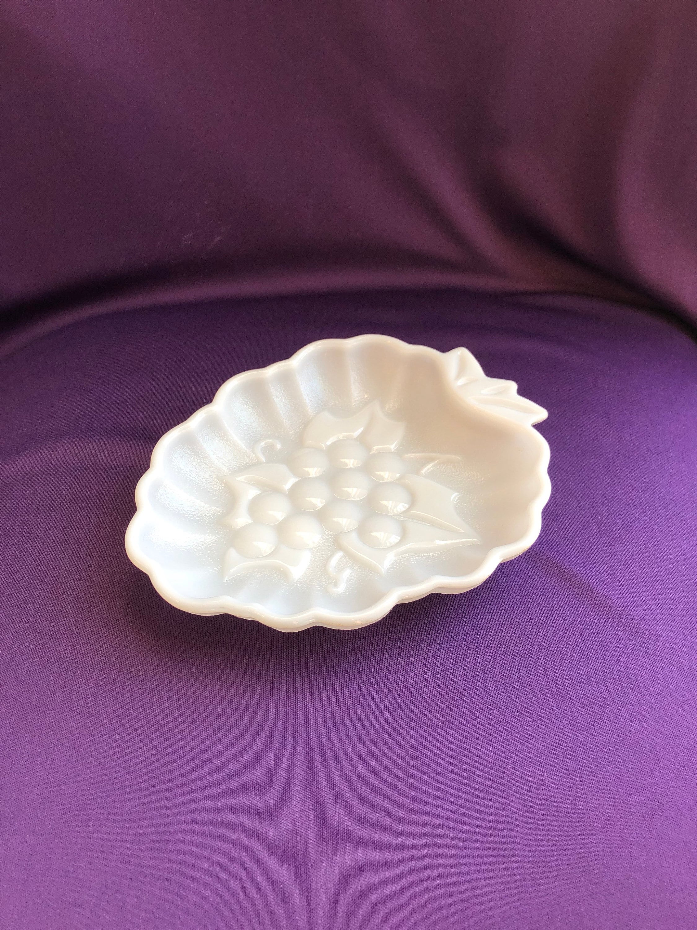 Vintage White Milk Glass Small Tray | Etsy