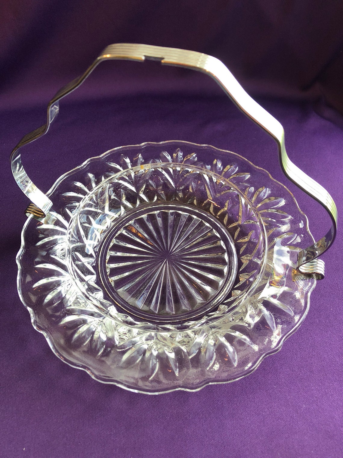 Vintage glass serving dish with detachable handle | Etsy