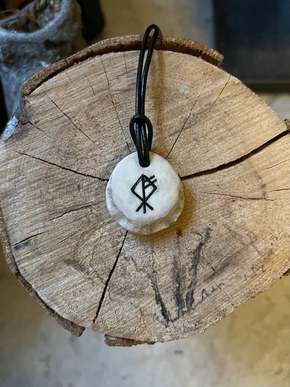 WOLF BINDRUNE Genuine Etched Real Deer Antler Nordic Rune - Etsy