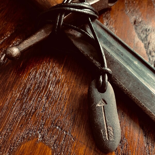 Arrow Stone - Etsy