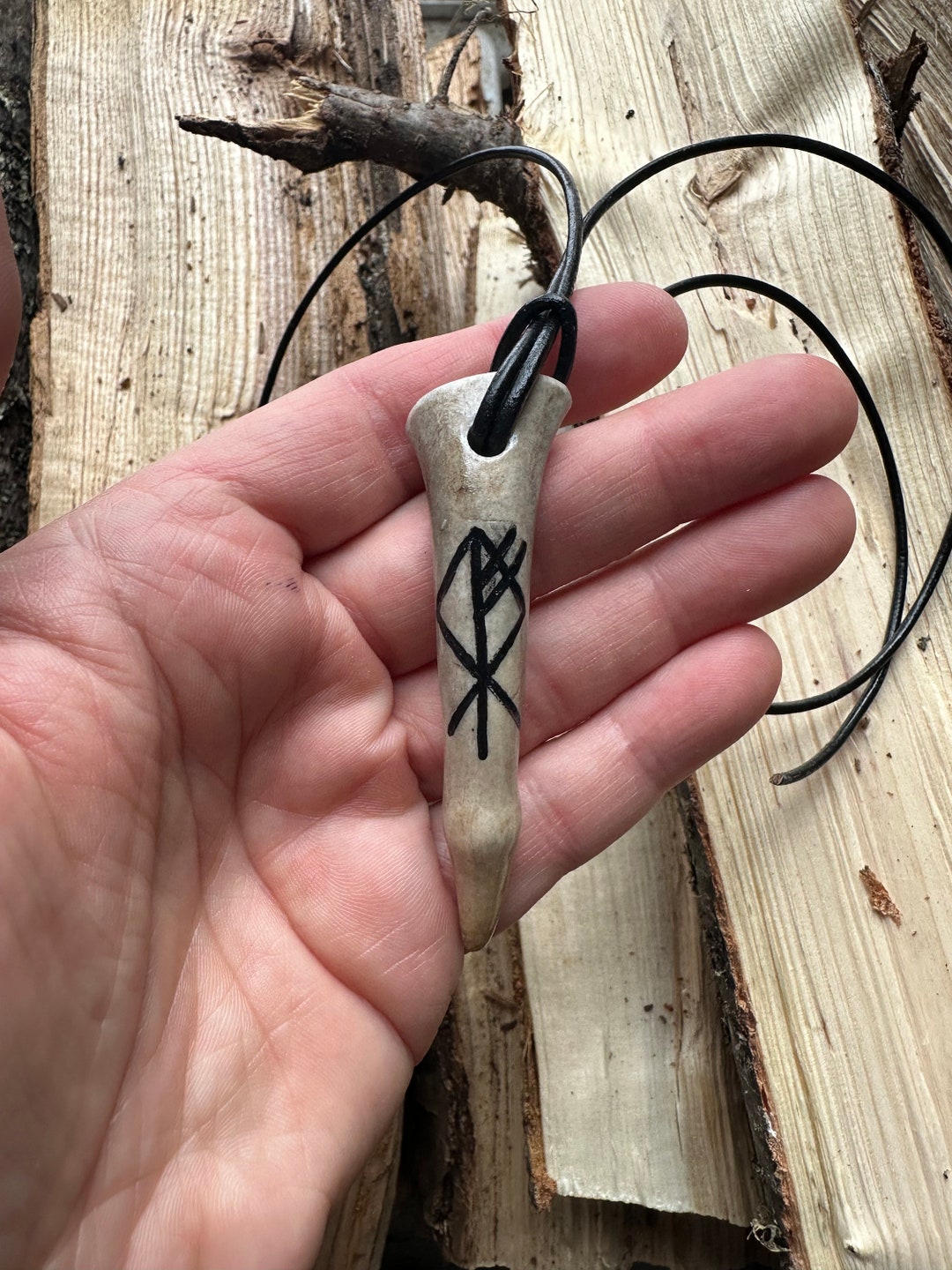 WOLF BINDRUNE Genuine Etched Real Deer Antler Nordic Rune Pendant ...