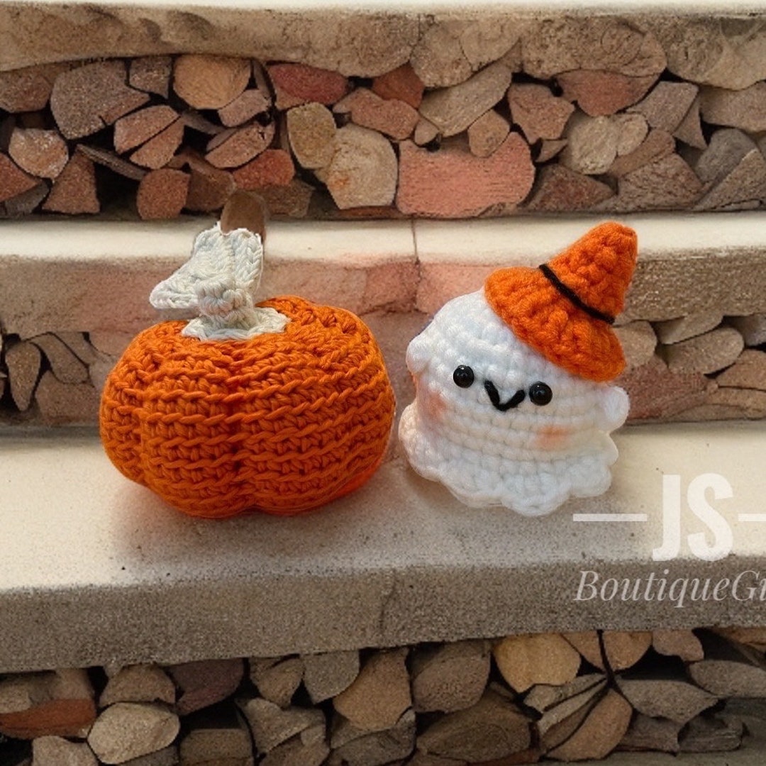 Cute Pumpkin and Ghost Keychain, Crochet Ghost Keychain, Crochet ...