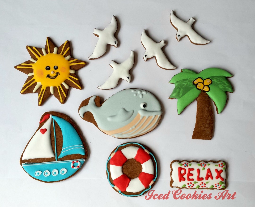 Holiday Cookie Relax Gift Box Homemade Gingerbread Cookies Decorated ...