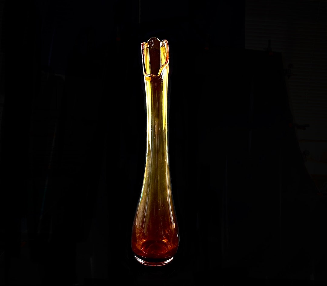 L E Smith 0702 Vintage Amber Smooth Simplicity 20.25 Inch Swung Vase - Etsy