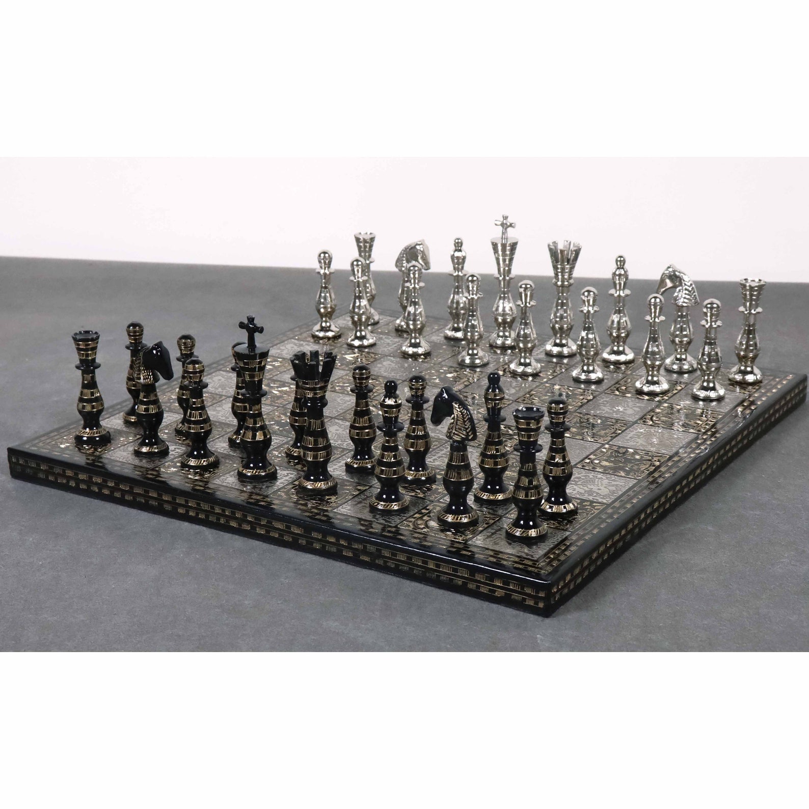 Sovereign Series Brass Metal Luxury Chess Pieces & Board Set - Etsy