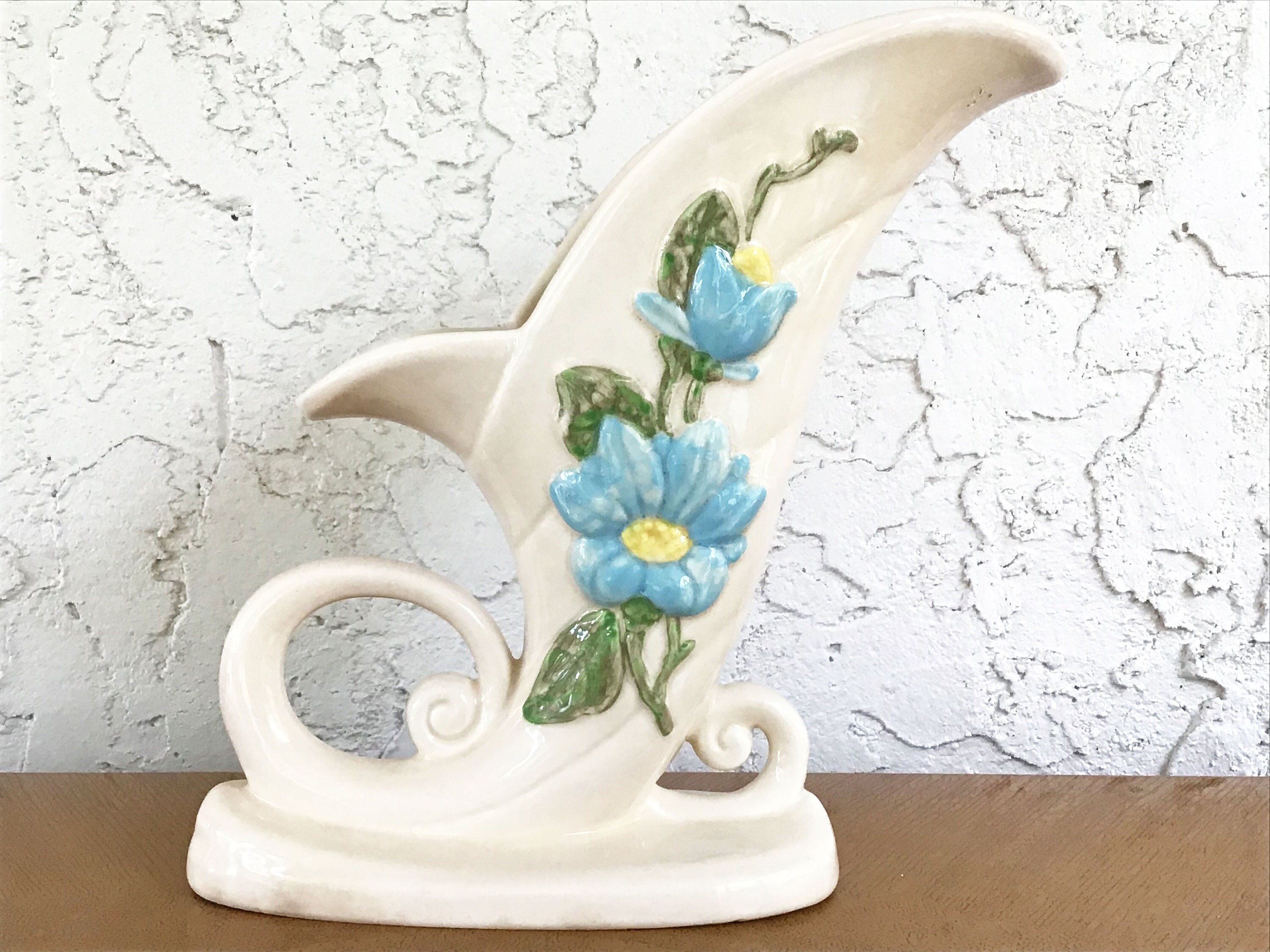 Vintage Original Art Pottery Cornucopia Vase - Etsy