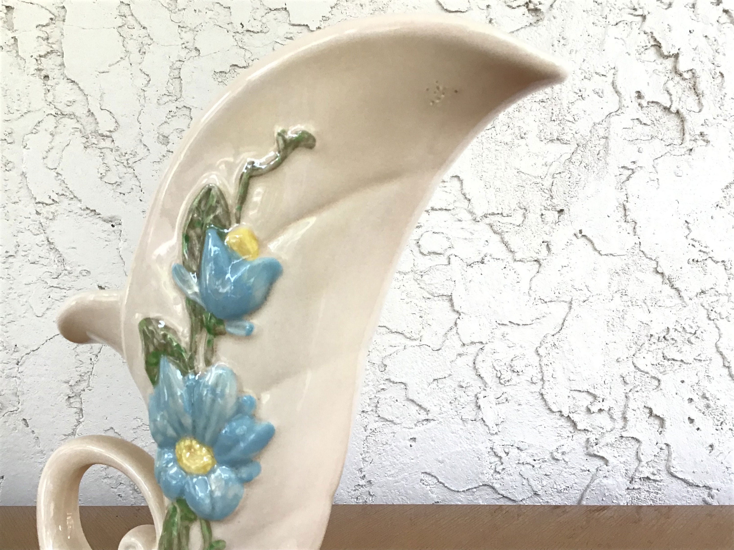 Vintage Original Art Pottery Cornucopia Vase - Etsy