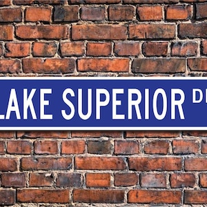 Lake Superior, Lake Superior Sign, Canada-usa Border Lake, Lake ...