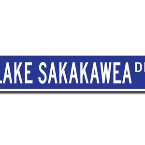 Lake Sakakawea, Lake Sakakawea Sign, North Dakota Lake, Lake Sakakawea ...