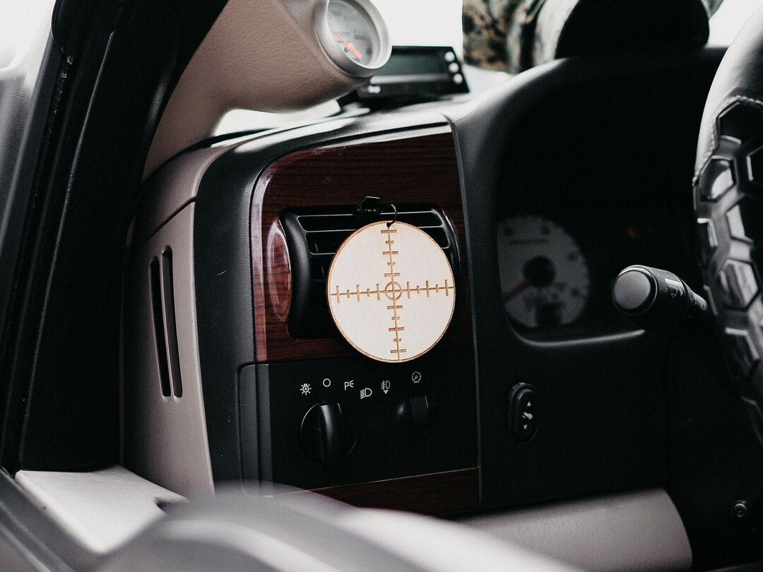 Gun Crosshair Wood Essential Oil Diffuser Reusable Car Air Freshener ...