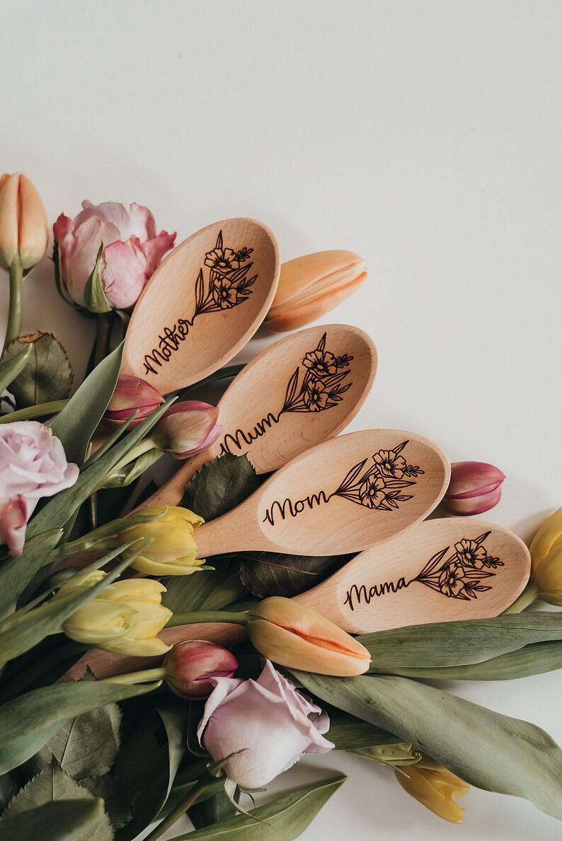 Mother's Day Gift | Personalized Mom Wooden Spoon | Flower Bouquet Mom ...