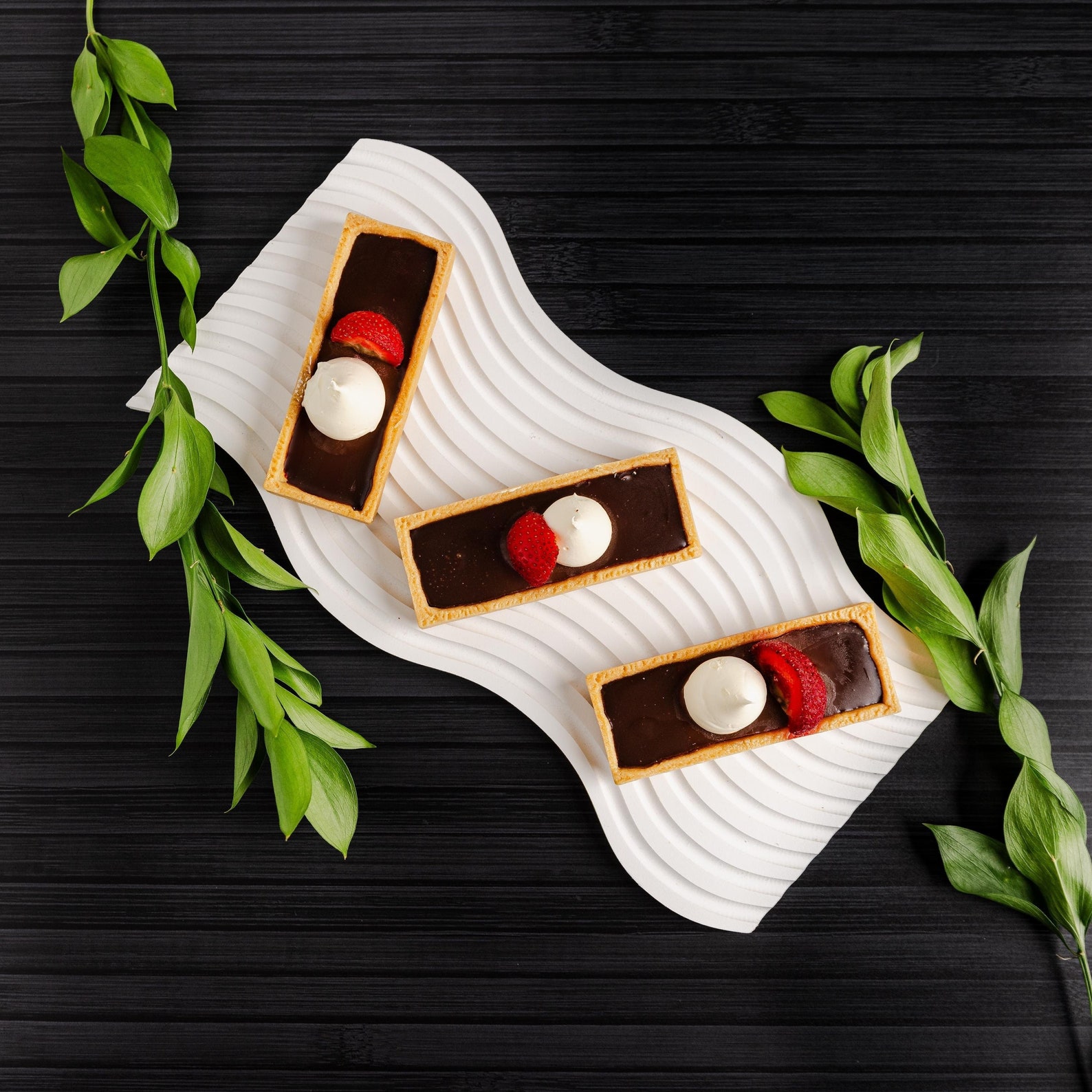 Wavy Tray | Long PVC Wavy Board Display Modern Boho Decor | White ...