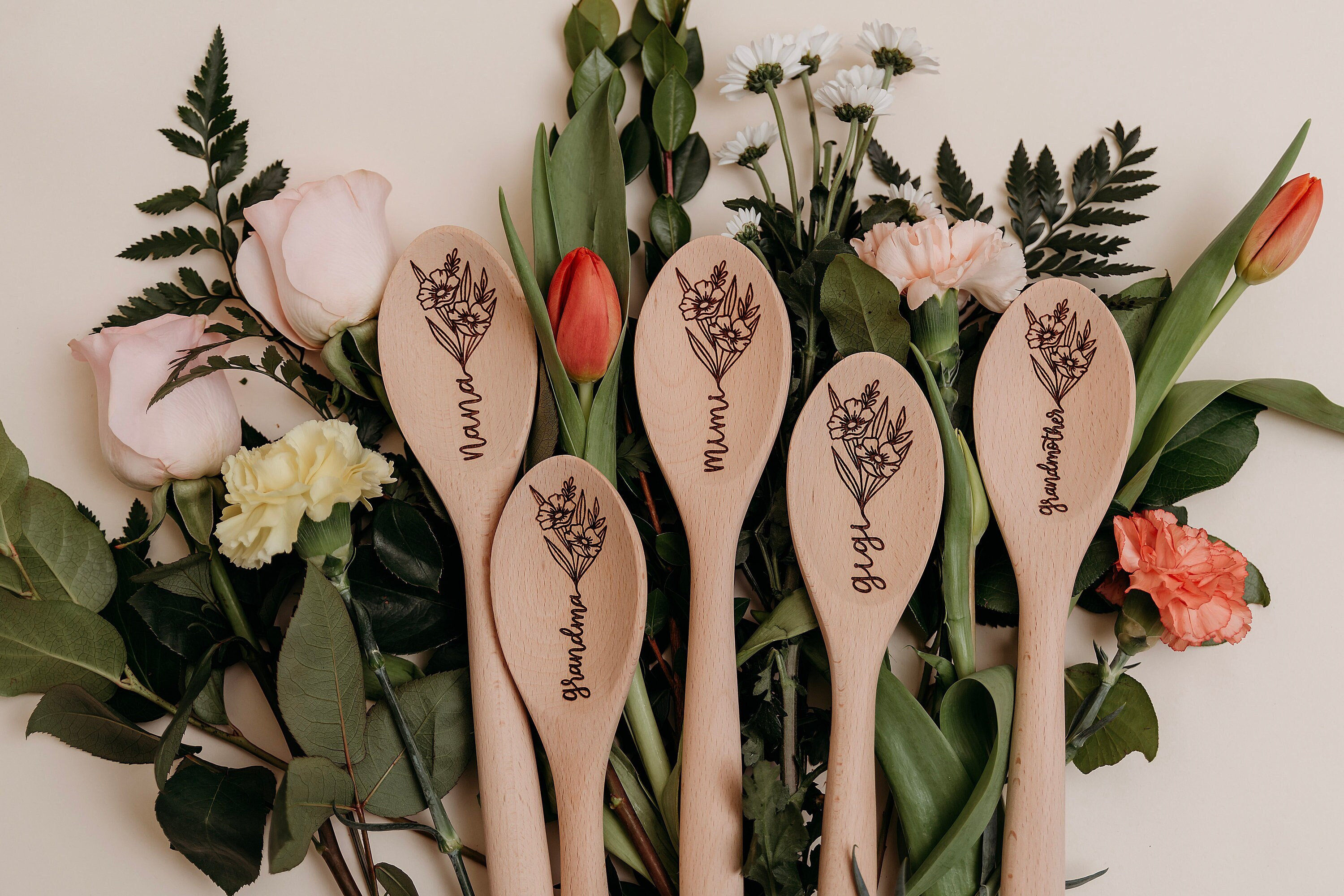 Grandma Spoon | Personalized Wooden Gift for Grandma | Flower Bouquet ...