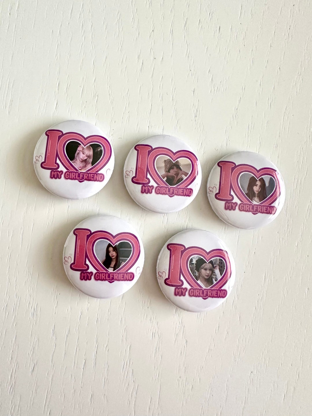 Le Sserafim I Love My Girlfriend Buttons - Etsy