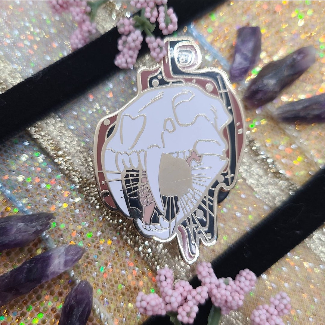 Sabertooth Skull Enamel Pin - Etsy