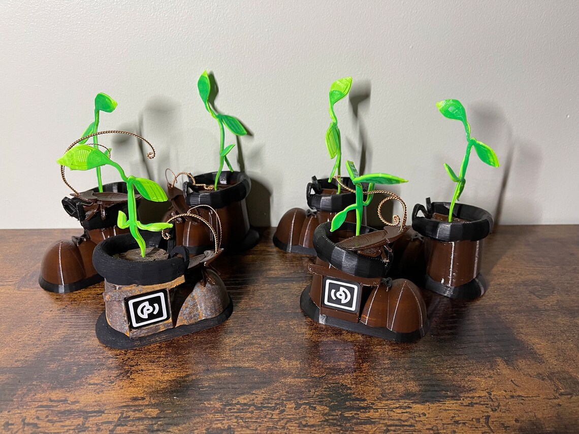 Dorky Wall-e (inspired) Boot and Plant 3 Sizes - Etsy