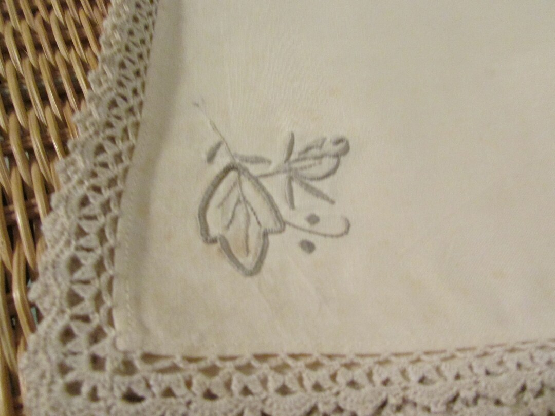 Vintage Set of 4 Cream Cloth Napkins, Needle Lace Edge, Vintage Table ...