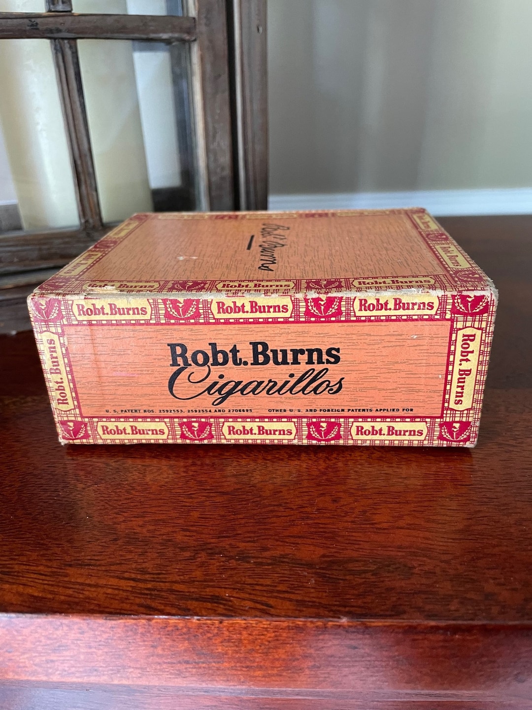 Vintage Robert Burns Cigarillo Box . Flip Top Box . Tobacciana . Small ...