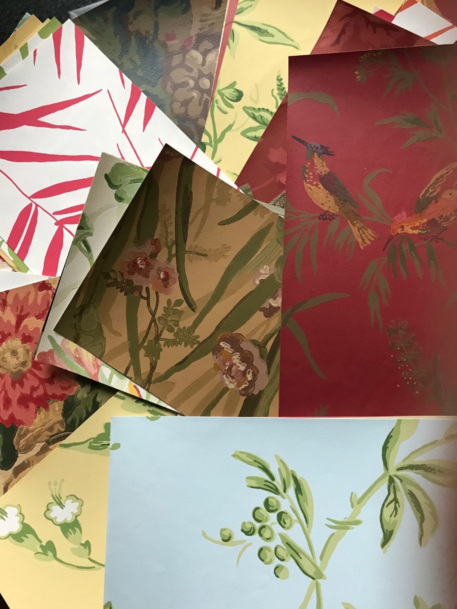 Wallpaper Sampler Pack . Discontinued Swatches . Floral and Patterned ...