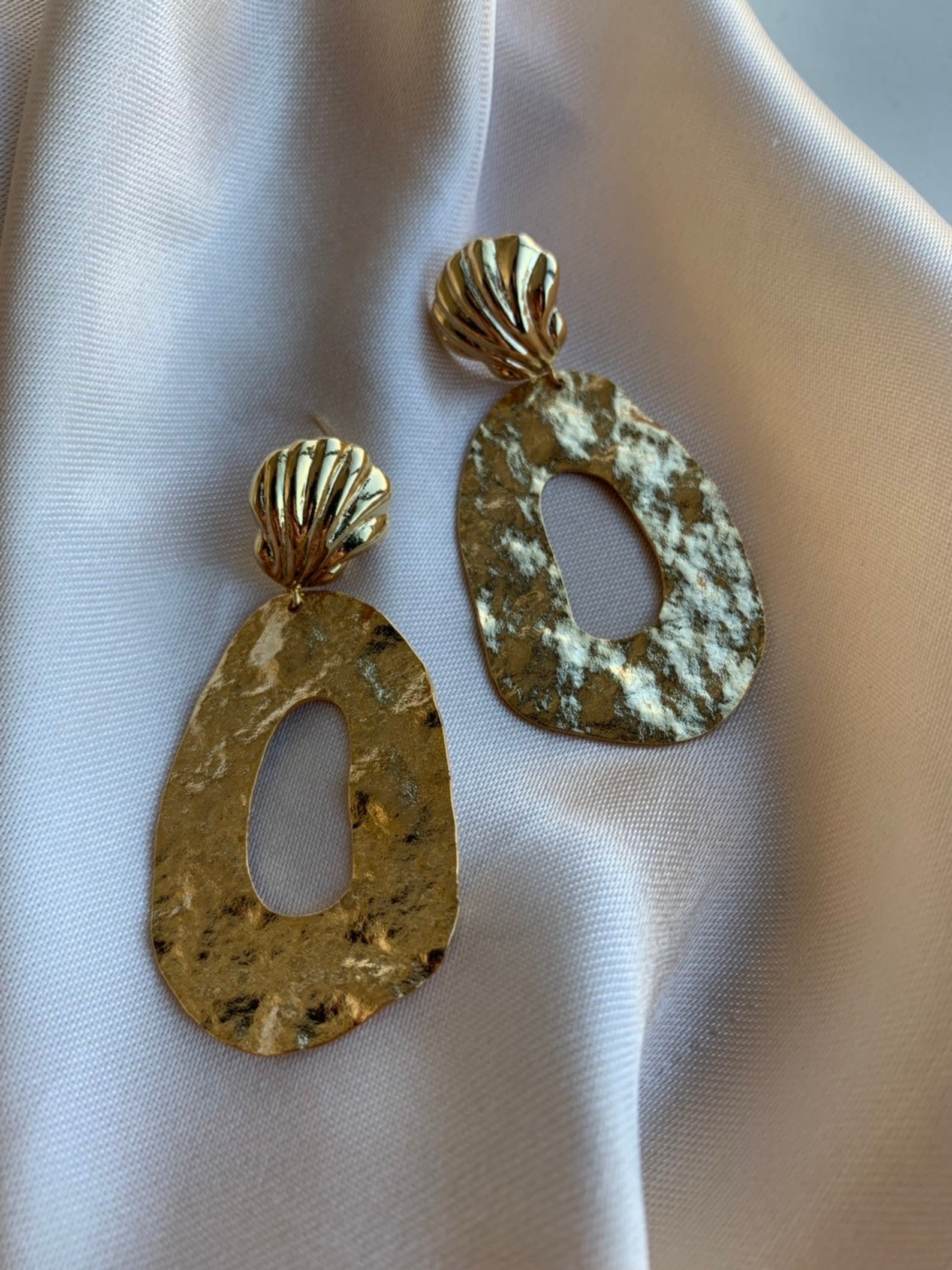 Shell Dangle Earrings Gold Statement Earrings Shell Earrings Vintage ...