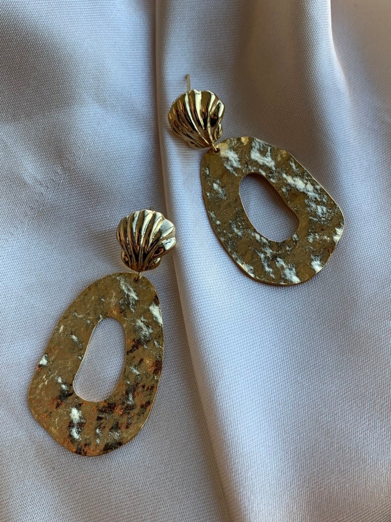 Shell Dangle Earrings Gold Statement Earrings Shell - Etsy