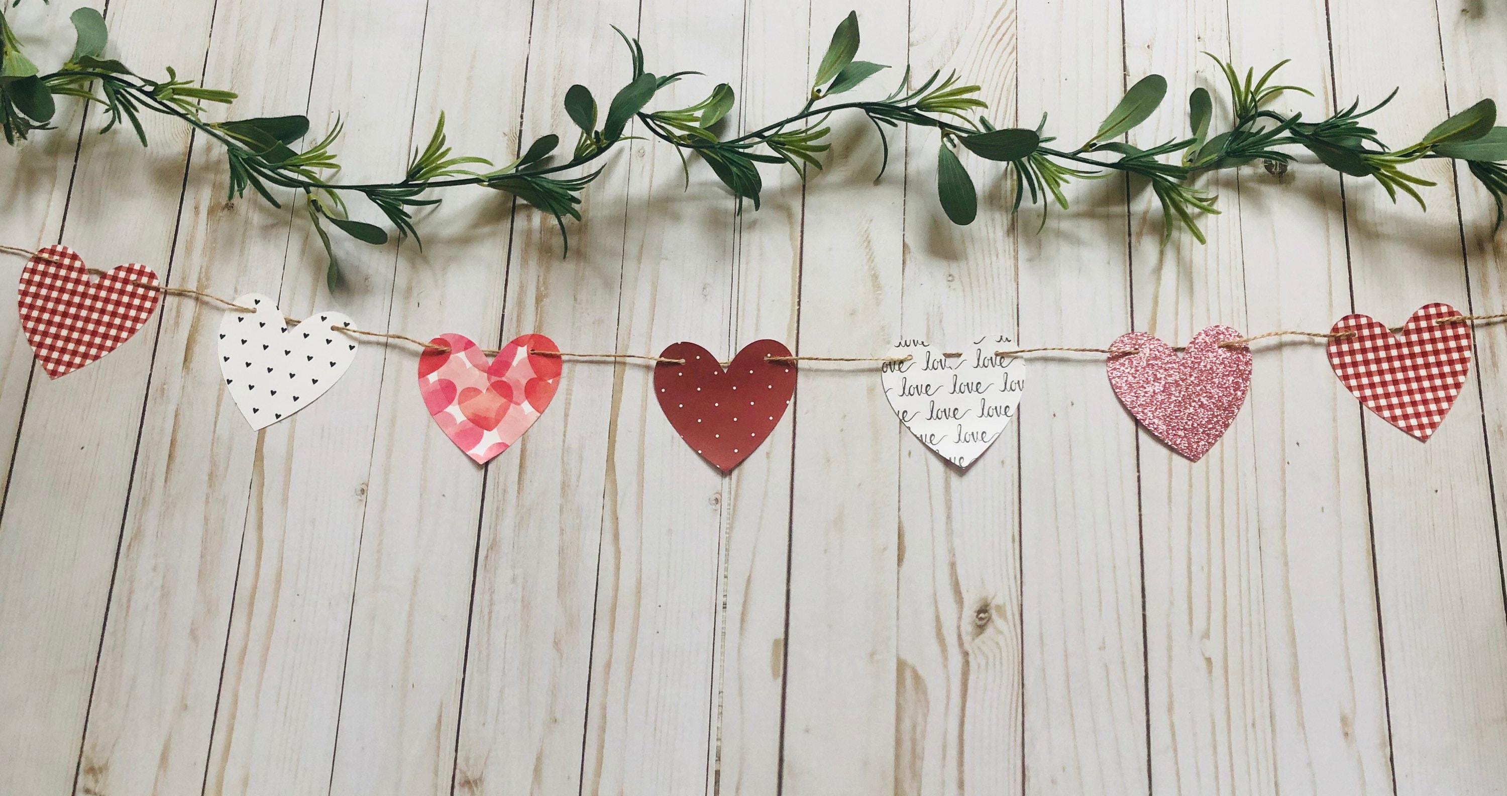 Heart garland/Valentine heart banner/Valentines day | Etsy