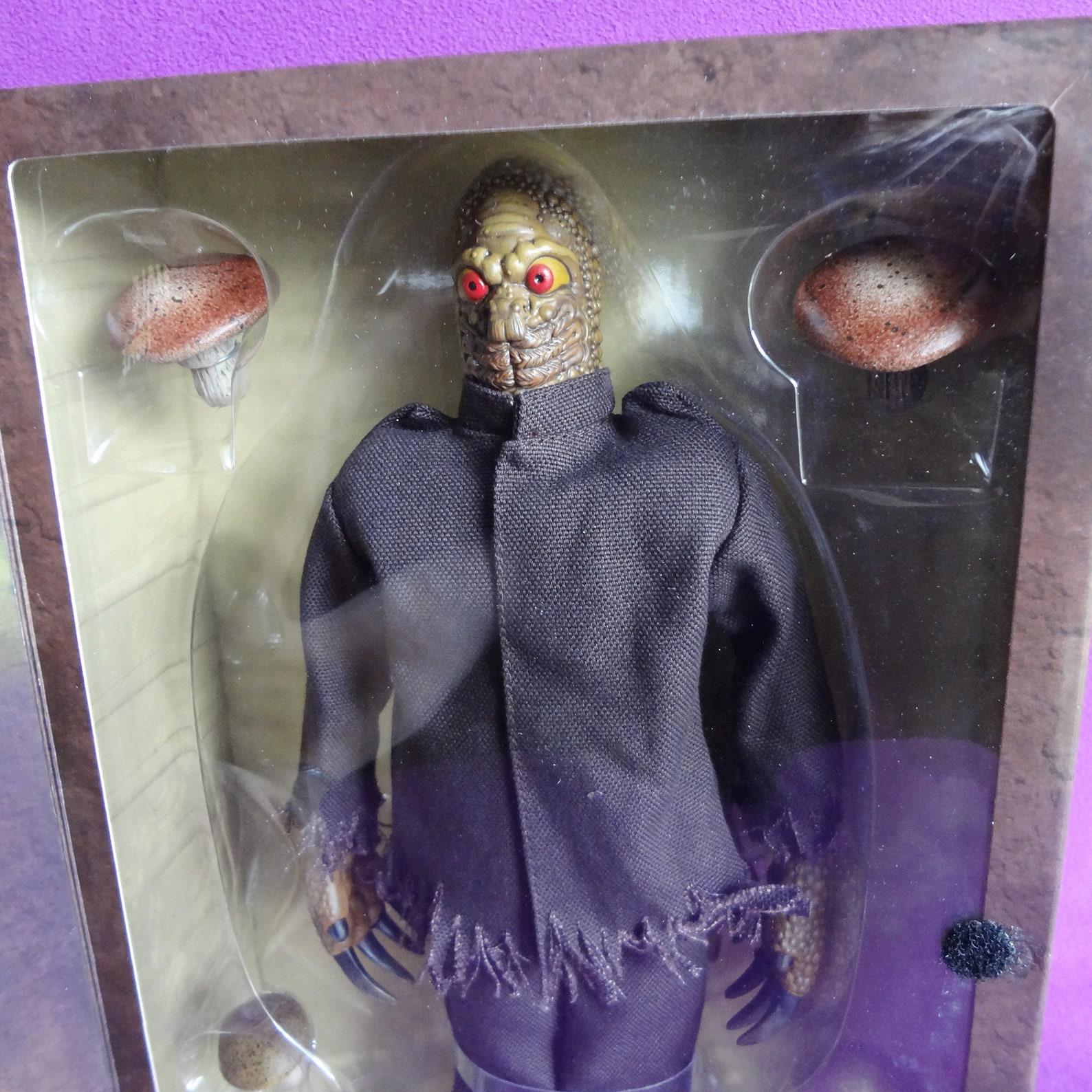 The Mole People Universal Monsters Sideshow Collectibles 12 Inch Mole ...