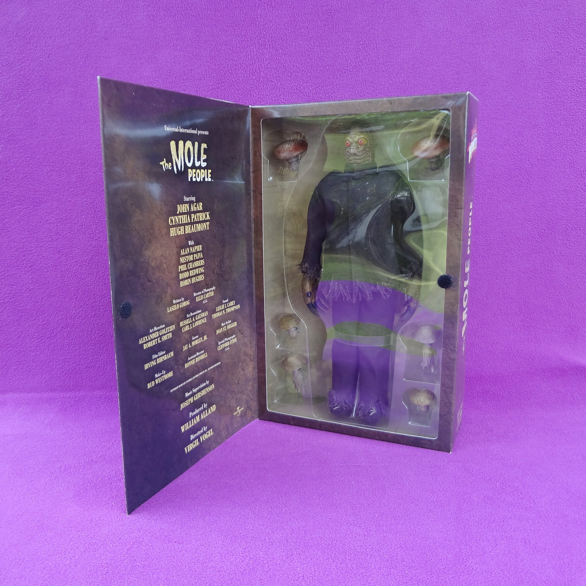 The Mole People * Universal Monsters * Sideshow Collectibles * 12 Inch ...