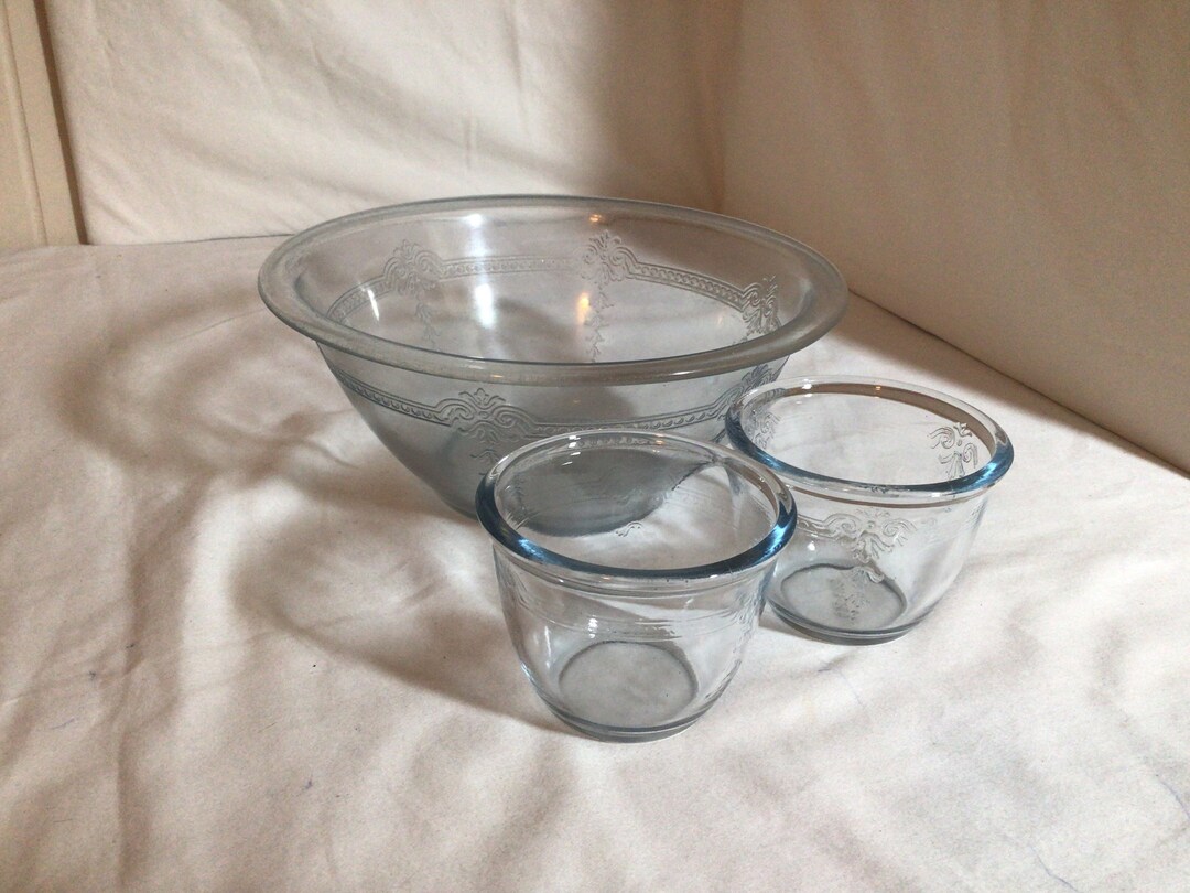 Vintage Fire King Bowls - Etsy