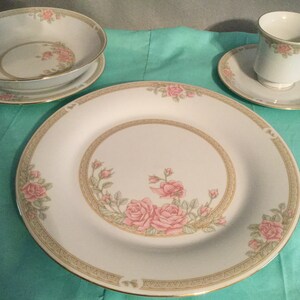 Vintage Crown Ming China. | Etsy