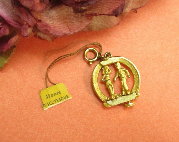 MONET Gold Mechanical Dancing Couple Charm VINTAGE Gold Plate ...