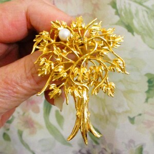 VINTAGE Tree of Life Pearl Gold Brooch Family Tree Gold Plate Pearl ...