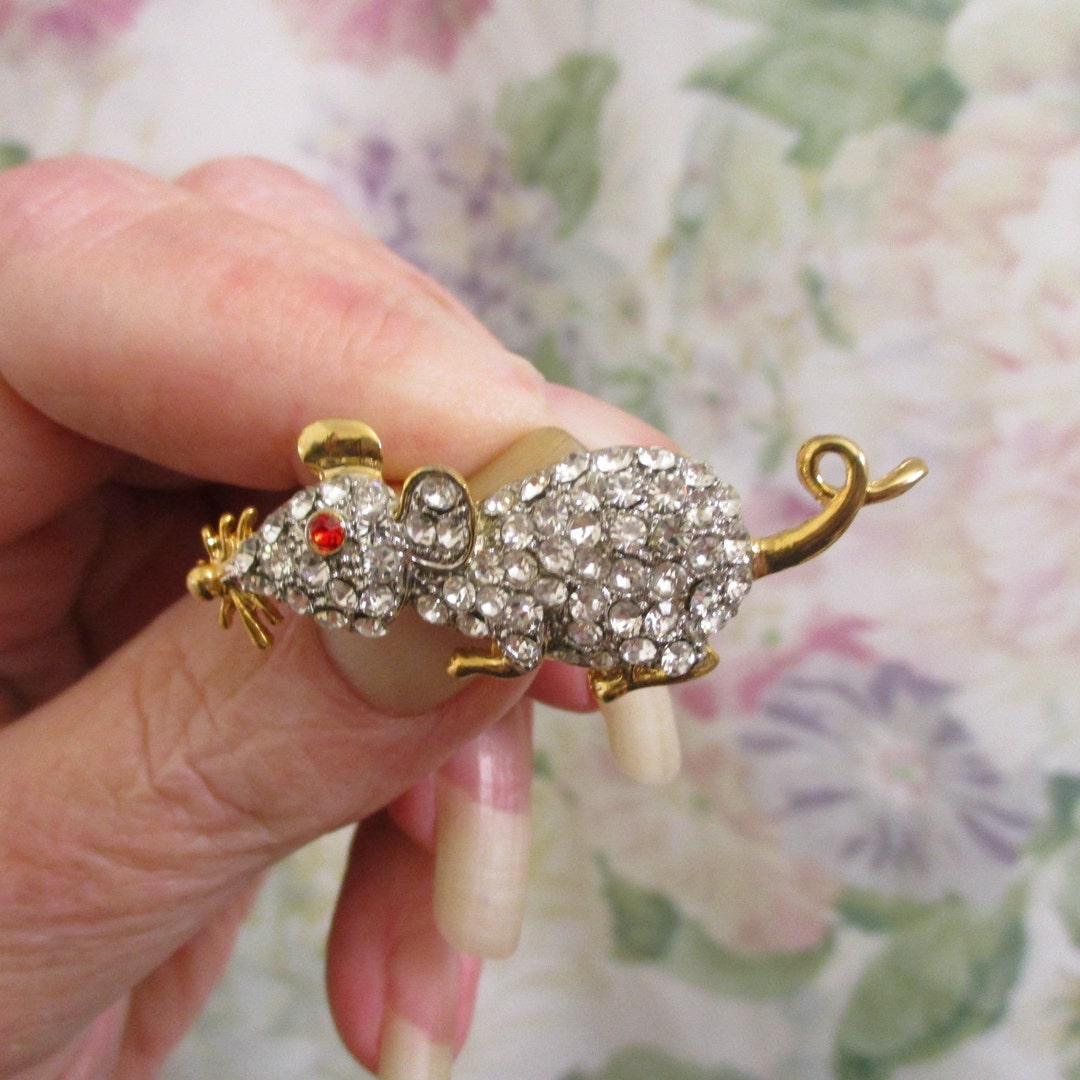 SWAROVSKI CRYSTAL Rhinestone Mouse Brooch Clear Faceted Rhinestone Gold ...