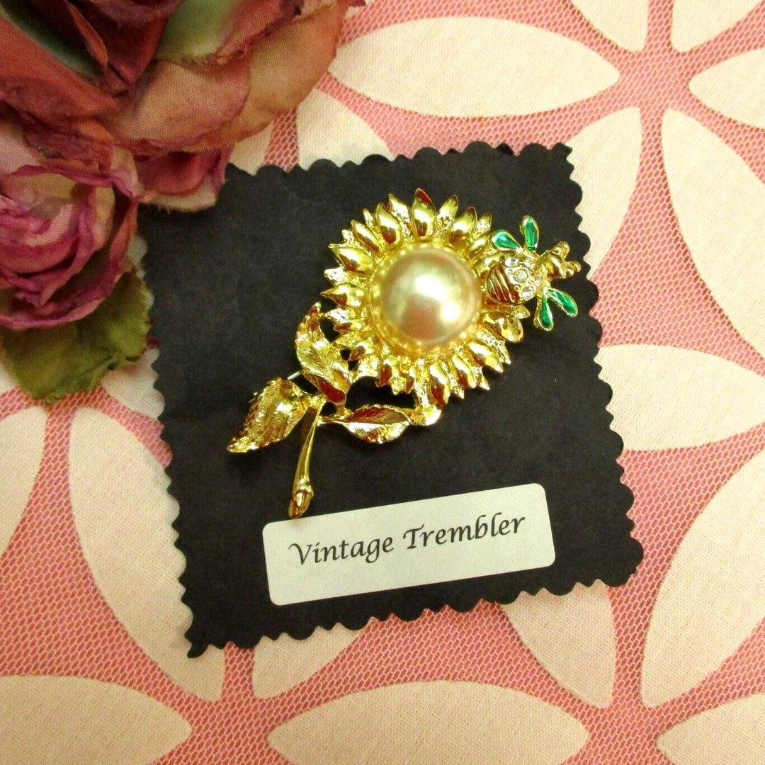 VINTAGE Flower Bee TREMBLER Brooch: Rhinestone Pearl Guilloche Enamel ...