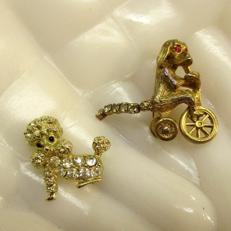 Little Nemo Brooch - Etsy