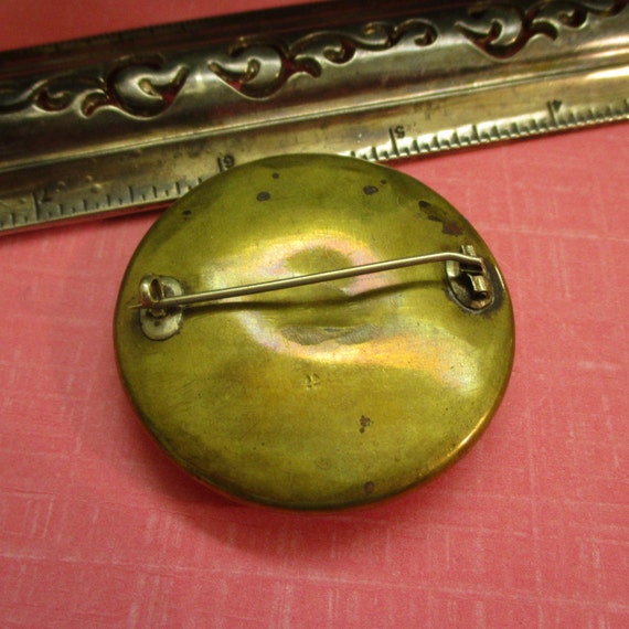 Antique SATSUMA Handpainted Large Button Brooch ~ Ear… - Gem