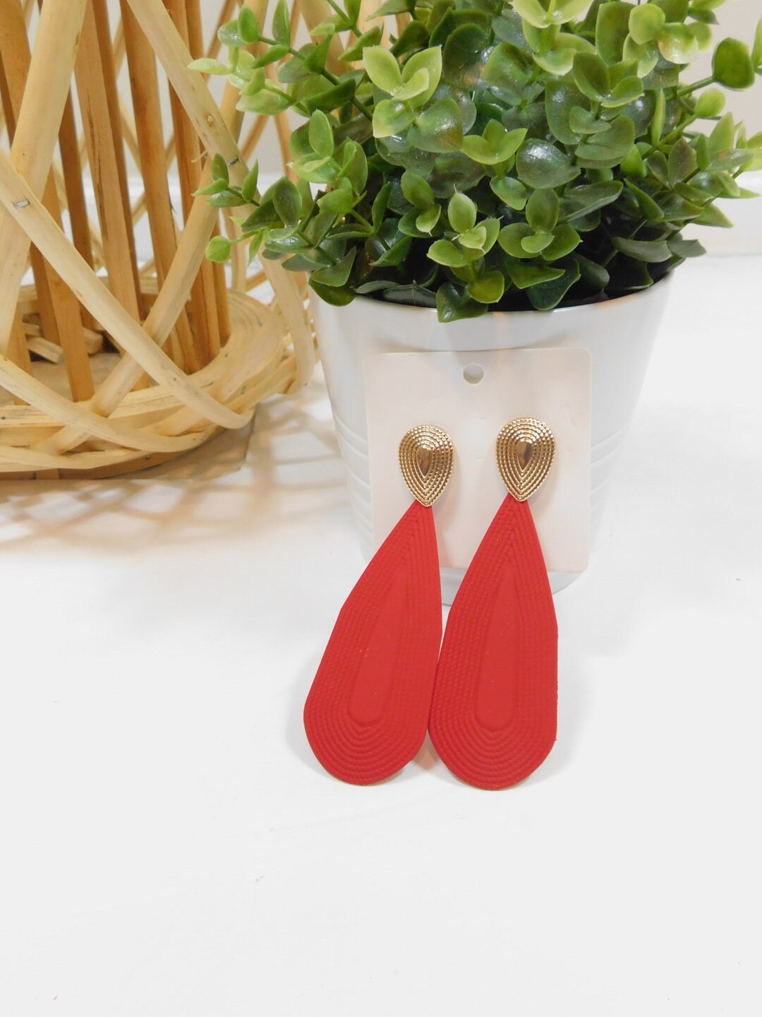 Vintage 00s Red Gold Textured Engraved Metal Large Oval Teardrop Long ...
