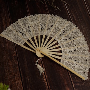 Hand Held Lace Fan,vintage Lace Fan,party Favor,bridal Fan - Etsy