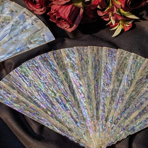 Exquisite Natural Shell Fan,shimmering Mother of Pearl Fan,vintage ...