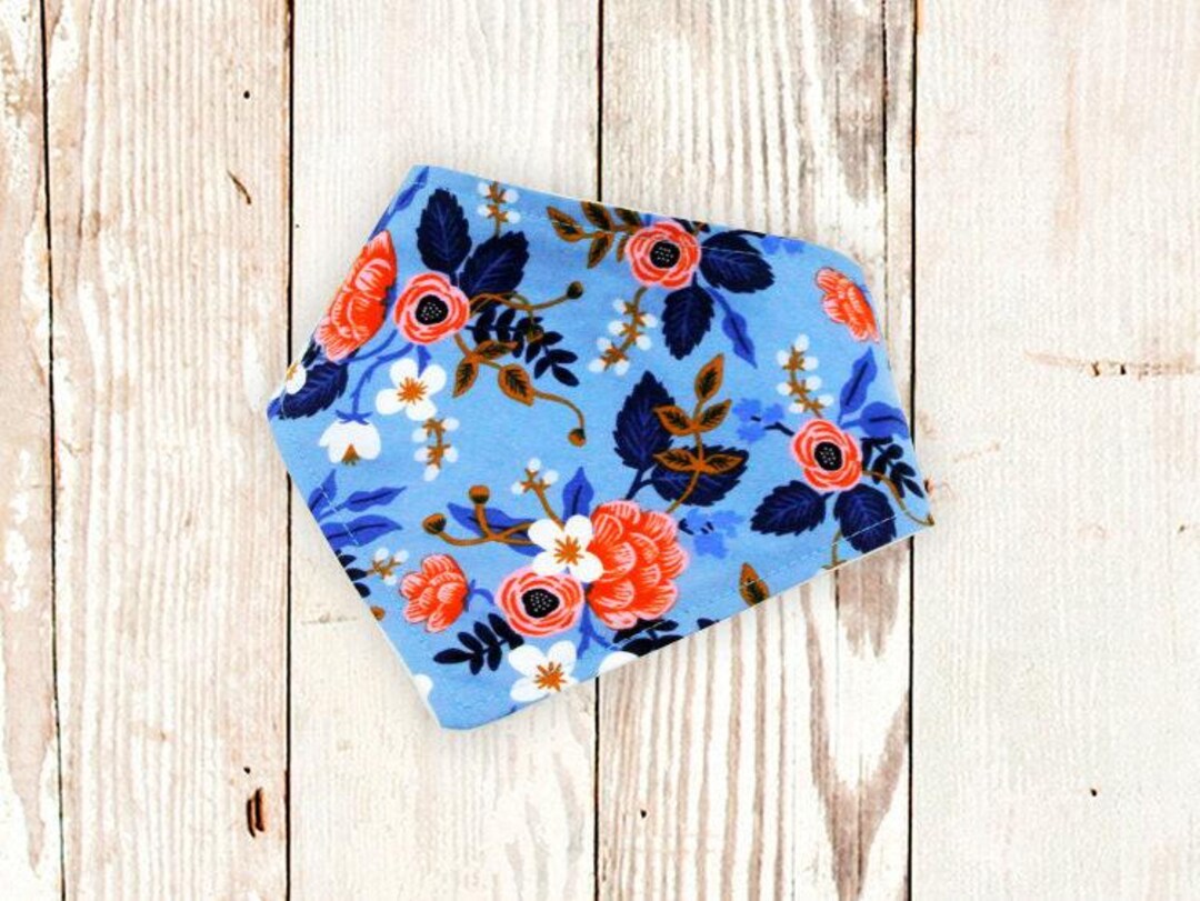 Periwinkle Fleur Dog Bandana - Floral Snap-on Pet Bandana - Etsy
