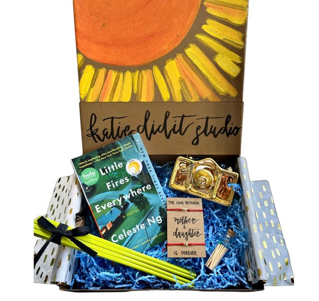 BOOKJOY BOX - Little Fires Everywhere | Literary Gifts | Gifts for Her ...